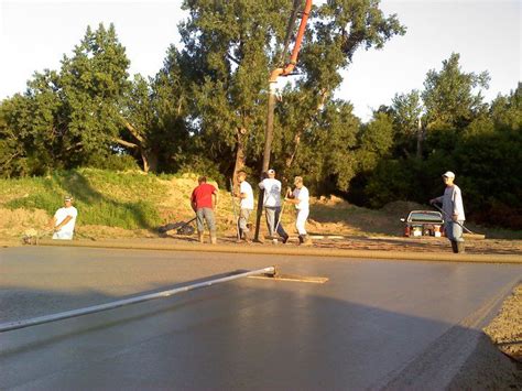 Bull Floating Screeding Pouring Country Roads Floating Field