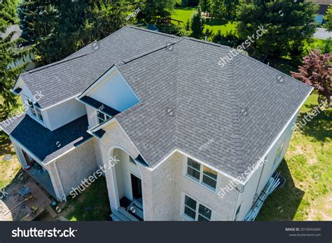 House Shingles Does A New Roof Increase Home Value Roi On Roof