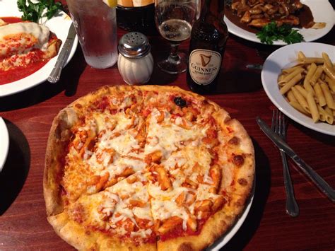 Best Buffalo Chicken Pizza Images On Pholder Food Pizza And Food Porn