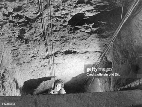 Berlin Tunnel Photos And Premium High Res Pictures Getty Images