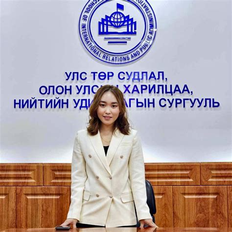 Tsahiur Mn УИХ ын гишүүн У Отгонбаяр Аймаг нийслэл сум дүүргийн ИТХ ын төлөөлөгчдийн тавин