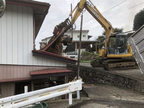 都留市桂町H様邸 上屋解体作業に入りました スタッフブログ 山梨県富士吉田市解体工事有限会社 舟久保格安