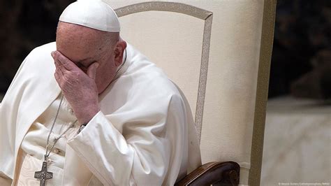 Каква е здравствената состојба на папата Франциско Dw 19 02 2025