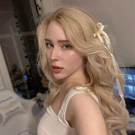 Пин от пользователя Lily на доске Lilymio Блонд Красивые азиатские девушки Красота