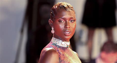 Jodie Turner Smiths Best Boldest And Most Colorful Beauty Moments