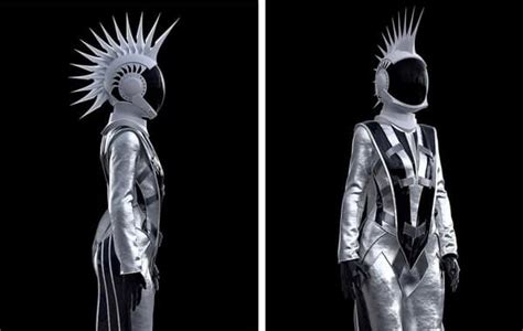 Supramolecule El Cyberpunk Y La Moda Futurista De Mengze Zheng Vein