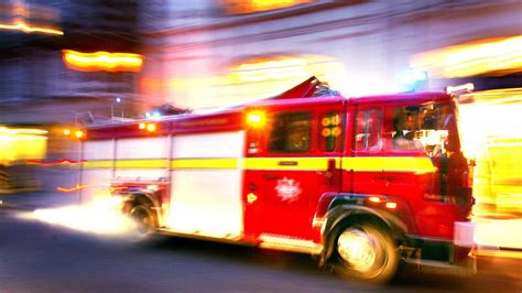 Пожар отне живота на мъж а жена е обгазена при пожар в Сливен Новини бг