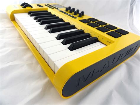 Matrixsynth M Audio Axiom 25 Midi Controller Keyboard Yellow
