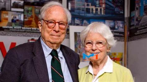 پاورپوینت بیوگرافی و تحلیل آثار رابرت ونچوری Pdfppt معماری ايران