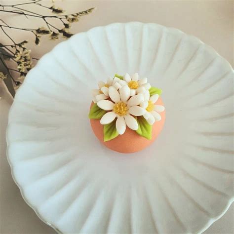 순수화과 데이지꽃 한국 디저트 디저트 초콜릿