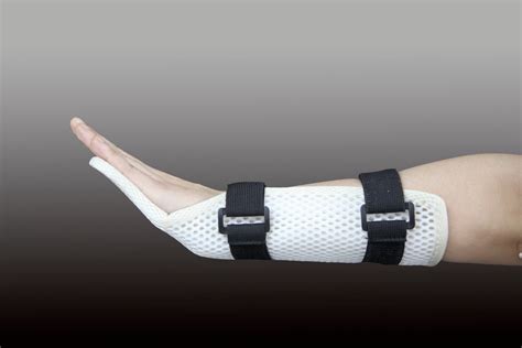 Orthopaedic External Fixation Splint For Wrist Hand Forearm Bone Fracture Immobilization