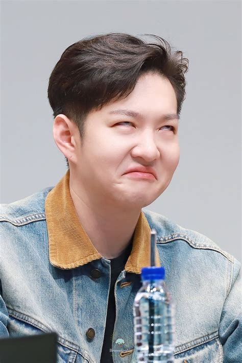 브로콜리 섭이 On Twitter 피규어 자세 웃긴 사진 웃긴