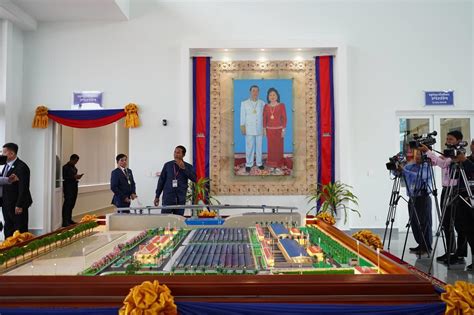 សម្តេចតេជោ ហ៊ុន សែន រំលឹកថា សម្តេចកិត្តិព្រឹទ្ធបណ្ឌិត រលូតកូនក្នុងផ្ទៃអស់ម្នាក់