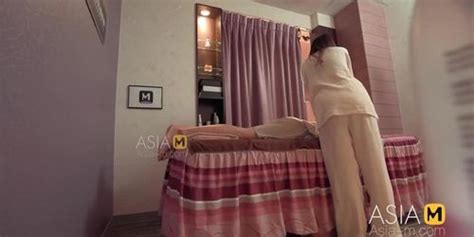 Modelmedia Asia Super Horny Massage Parlour Li Rong Rong Mdwp 0018 Best