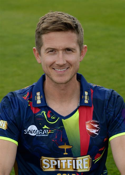 Denly Hits 50 As Kings Move To Qualifiers Kent Cricket