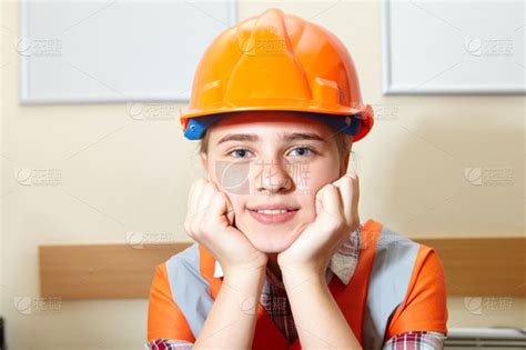 建筑承包商 儿童 办公室 水平画幅 连指手套 工厂 白人 建筑业 商业金融和工业 工程师