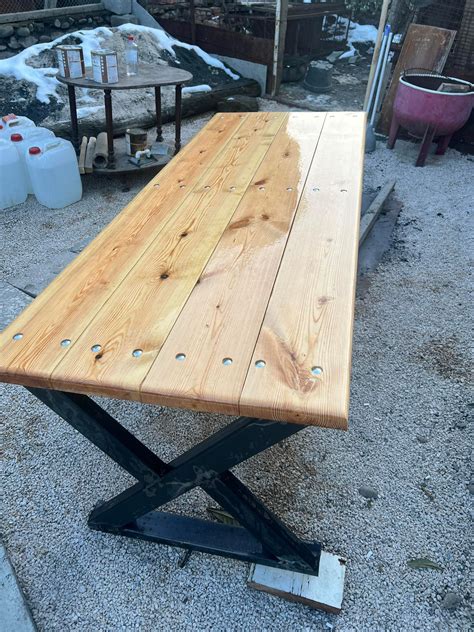 დეკორი Decor იყიდება მაგიდაები სკამები კროშკა ჯვრები Facebook