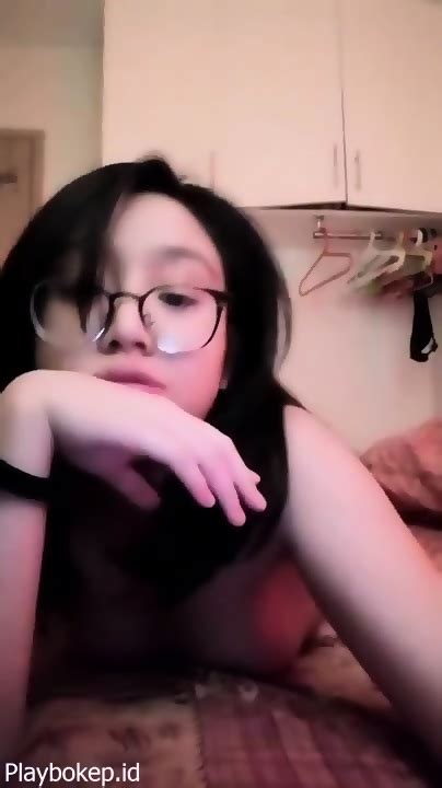 Gesek Guling Sampe Desah Eporner