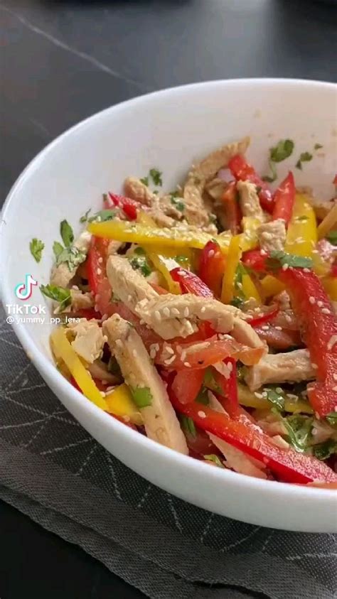 Юлия Примова adlı kullanıcının Салати panosundaki Pin | Sağlıklı yemek ...