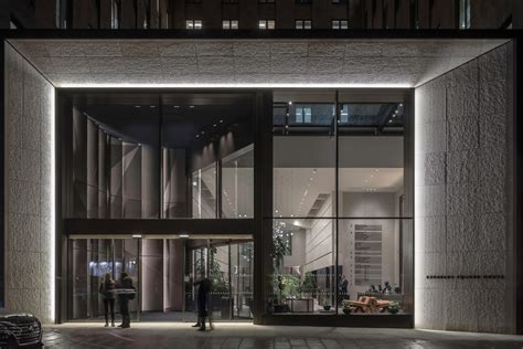 20 Berkeley Square Beam