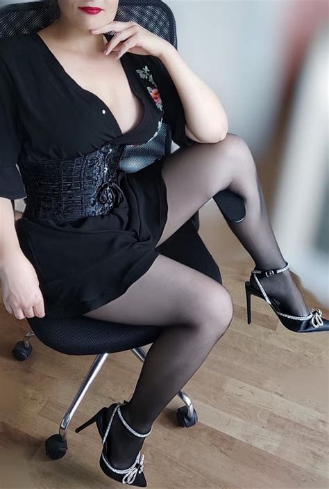 What Do You Think Sexy Enough To Post Here [22 Female] R Sexylooking