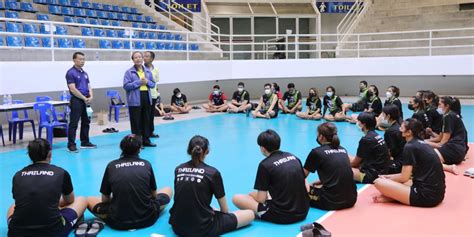 นายกลูกยางเข้าเยี่ยมให้โอวาทนักตบสาวเตรียมทัพลุย Vnl 2021 ยินดีต้อนรับเข้าสู่เว็บไซต์สมาคมกีฬา