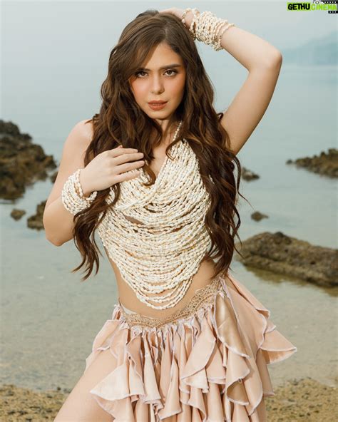 Actress Rose Van Ginkel Hd Instagram Photos And Wallpapers June 2024