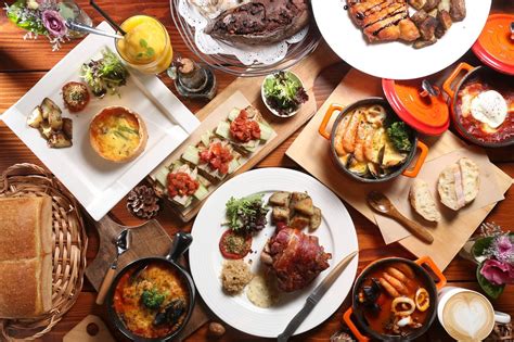 海綿工坊 Sponge House 年前閒聊一下近期開發心得🙃 歷經設計師jone常年的研究 明白現行海綿除了獨立的運用外 亦能結合其他