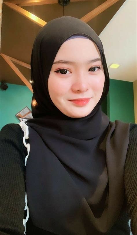 Pin By Reny Melia On Beautiful Hijab Girl Beautiful Hijab Beutiful