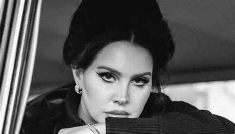 Lana Del Rey Treats Fans To New Song ‘bluebird