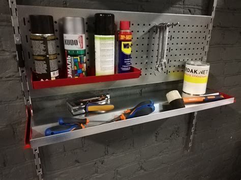 Купить стеллажи для инструментов — металлические полки с лотками для ...