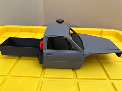 110 Rc Universal Chevrolet Comp Crawler Hard Body With Interior Axial