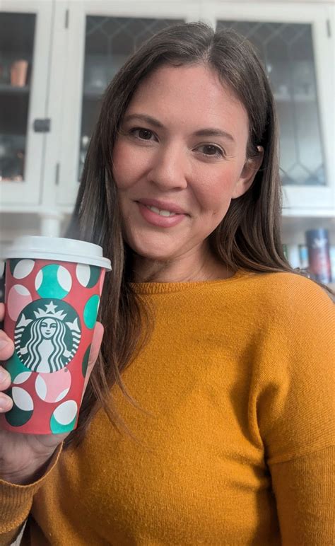 Cheers Findthejoy Starbucks Holidaydrinks Redcupday Digitalbanking Banking Festive