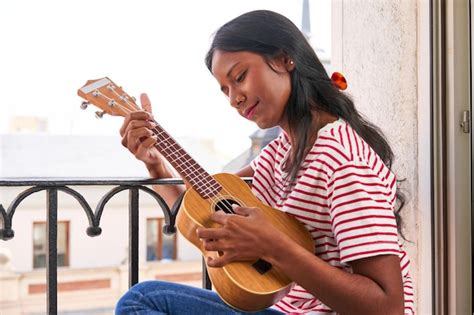 Página 4 Cavaquinho Imagens Download Grátis No Freepik