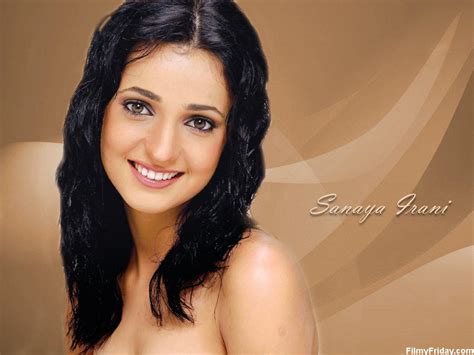 Pixwallpaper Wallpaper Directory Hot Sanaya Irani In Cool Role Of Gunjan Of Mile Jab Hum Tum