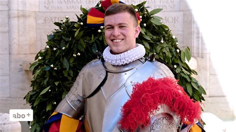 Raphael Felder Aus Wangen Bei Olten Bei Der Schweizer Garde