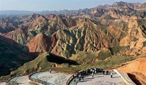 兰州水墨丹霞旅游景区开始试运营就等你来 游客
