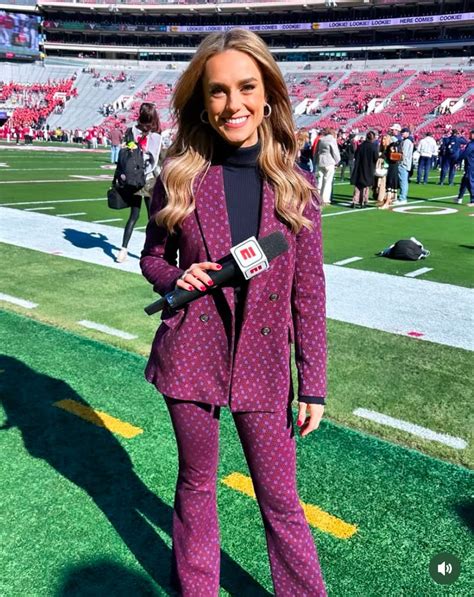 Espns Molly Mcgrath Rocks Feathered Cuffs In Sparkly Bold Ohio State
