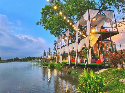 บรรยากาศร้านริมลากูนคาเฟ่ ริมลากูนคาเฟ่ แอนด์ เรสเตอรองต์ คาเฟ่ ย่านมีนบุรี ร่มเกล้า ลาดกระบัง