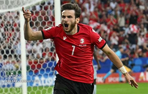 پیراهن رونالدو را پوشیدم و صعود کردیم هیچ‌کس باور نمی‌کرد اما