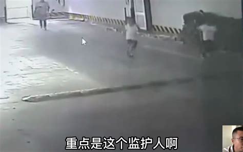 地下室遇到两只“鬼”，白车司机一探头吓坏了，没有监控你敢信 开车老油条 开车老油条 哔哩哔哩视频