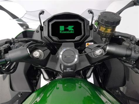Ep Tomtom Compatible Sat Nav Mount Kawasaki Ninja 1100sx Evotech