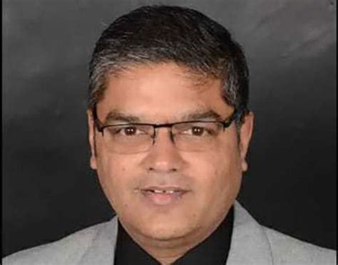 Manish Giri Cuidador De Cáncer De Ovario Los Deseos De La Paciente Deben Cumplirse