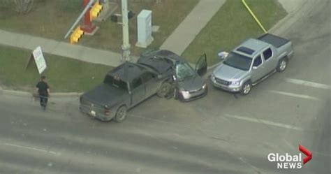 Serious Crash In Southeast Calgary Sends Woman To Hospital In Life
