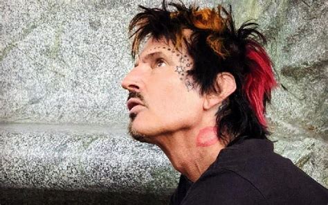 Dono Da Sex Tape Mais Famosa Do Mundo Tommy Lee Cobra R Por Nude Tangerina