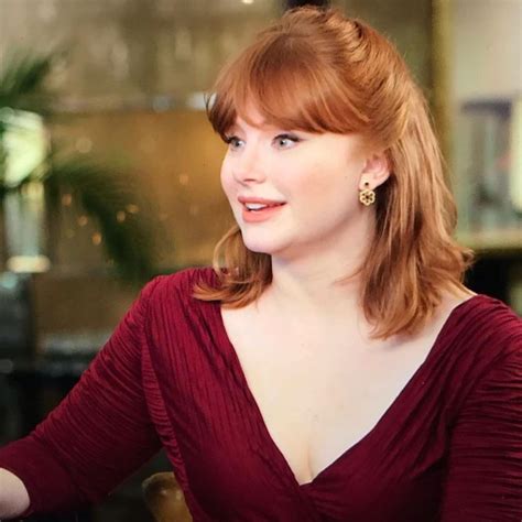 Curvy Celebrities Bryce Dallas Howard Redheads Flawless Famous Actresses Lovely Beauty News