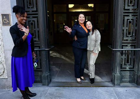 New Oakland Mayor Thao Promises Unity In First Public Address