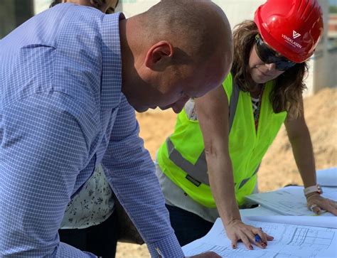 project management team veneklasen construction
