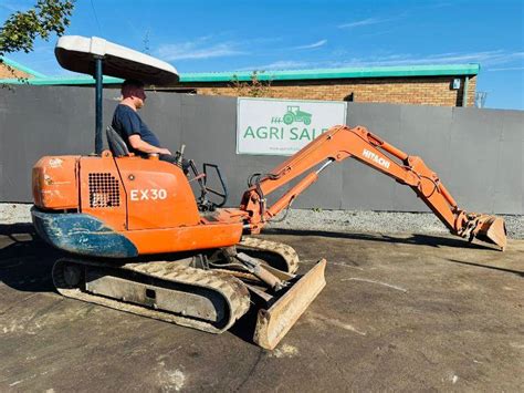 Hitachi Ex30 Excavatorrubber Trackscw Bucketvideo