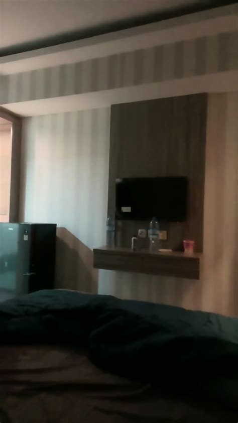 Marlboroqueensex Julia Cek In Hotel Eporner